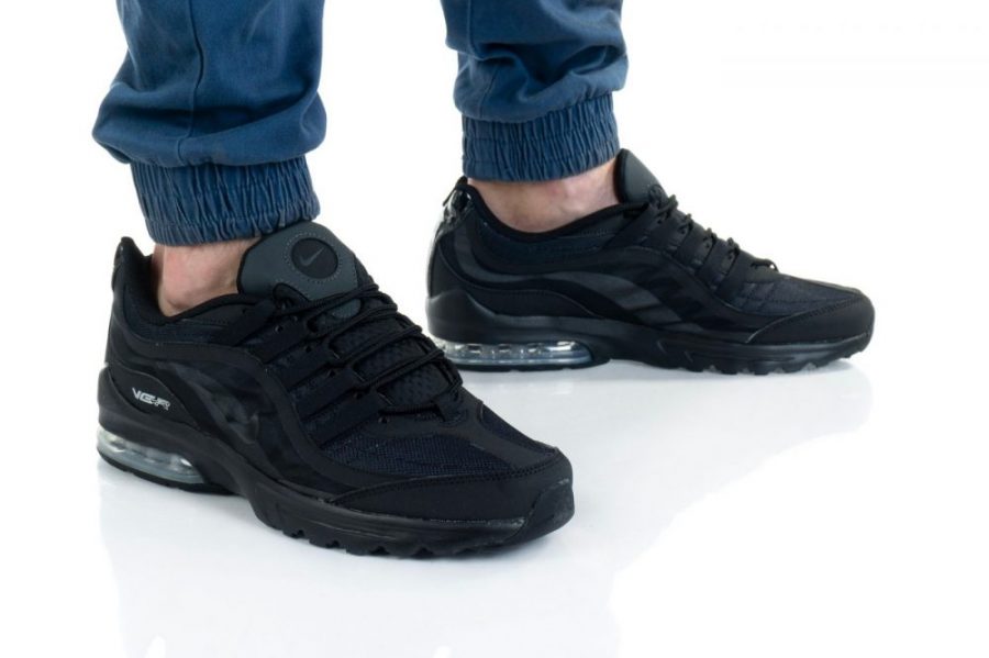 On Foot With The Nike Air Max VG-R - A Size Guide & Review - Captain Creps