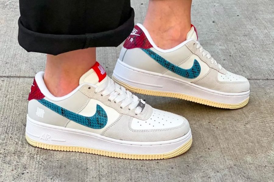 Do Some Nike Air Force 1s Come Without a Metal Tag? - Captain Creps