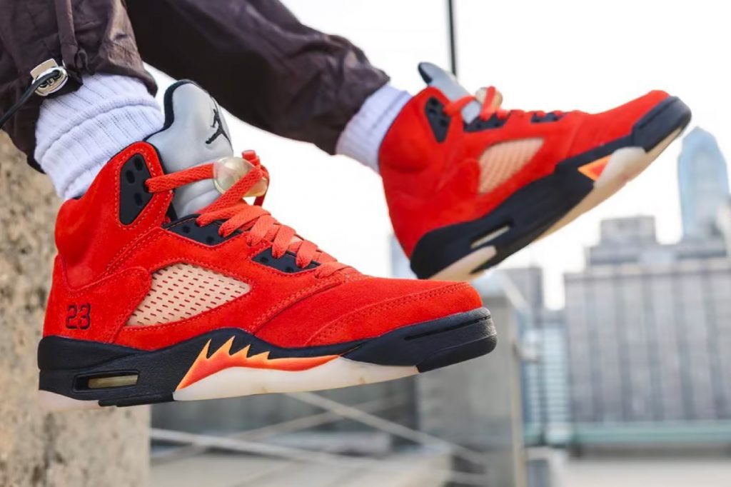Does The Air Jordan 5 Run True to Size? Sizing Guide & Review - Captain ...