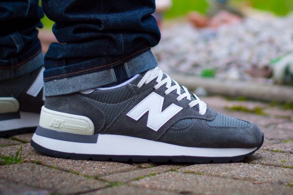 The Ultimate New Balance 990 Series Sizing Guide - Captain Creps