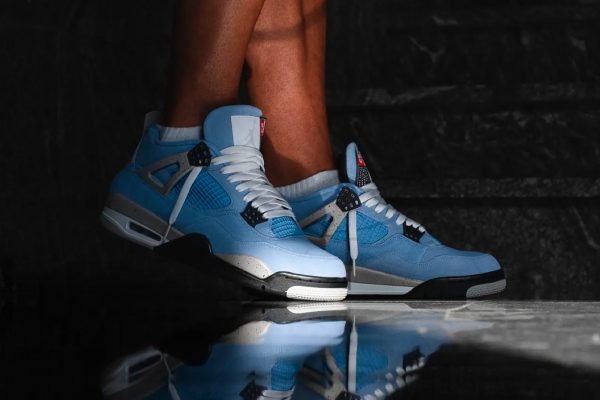 Does The Air Jordan 4 Fit True to Size? Review & Sizing Guide - Captain ...