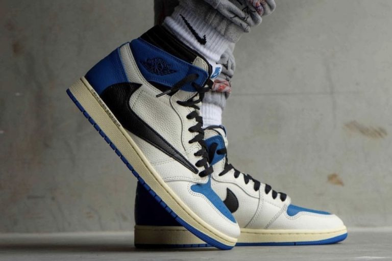 How Does the Air Jordan 1 Fit? Sizing Guide & In-Depth Review - Captain ...