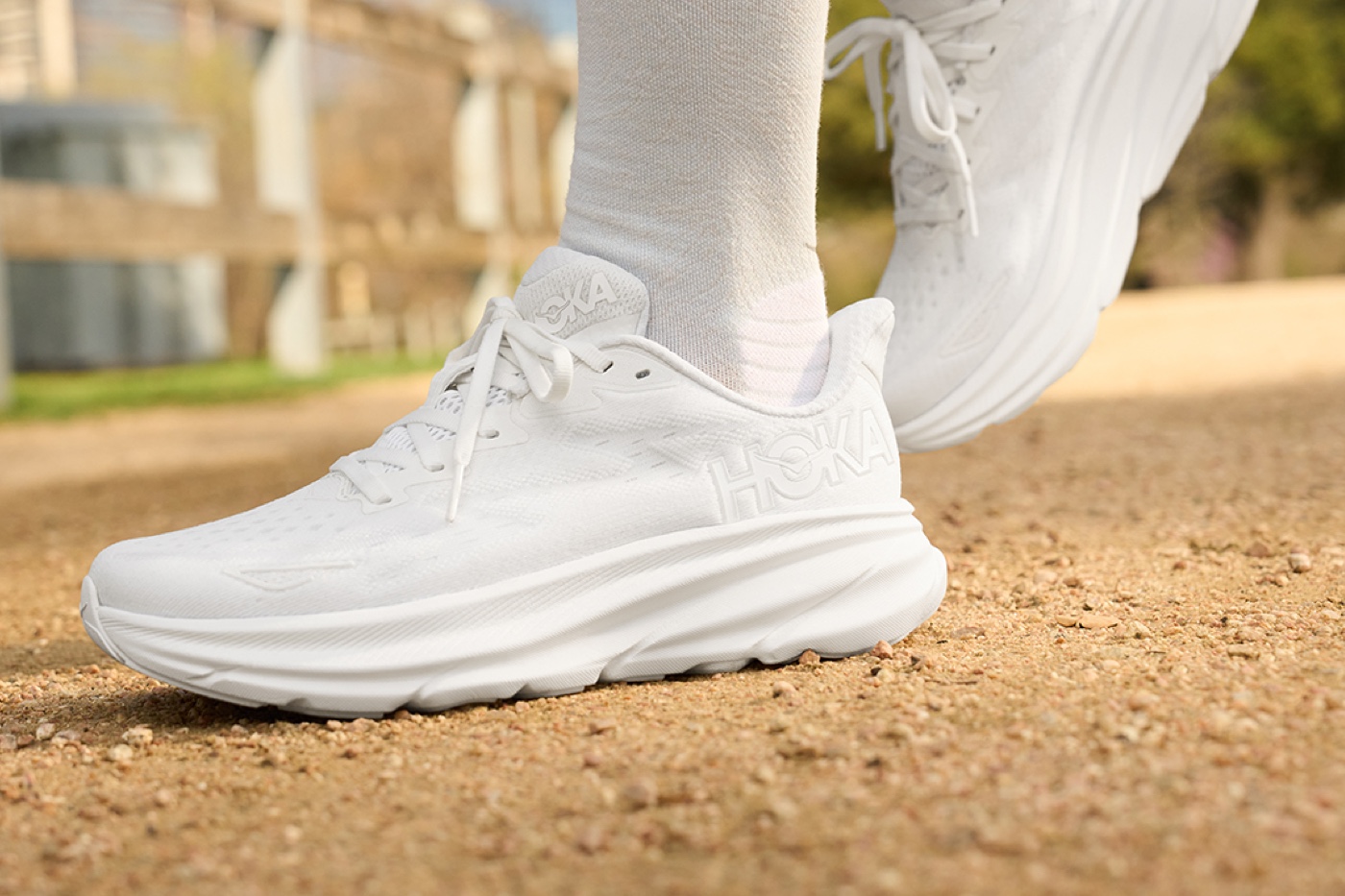 How Does the HOKA Clifton 9 Fit? Sizing Guide & In-Depth Review ...