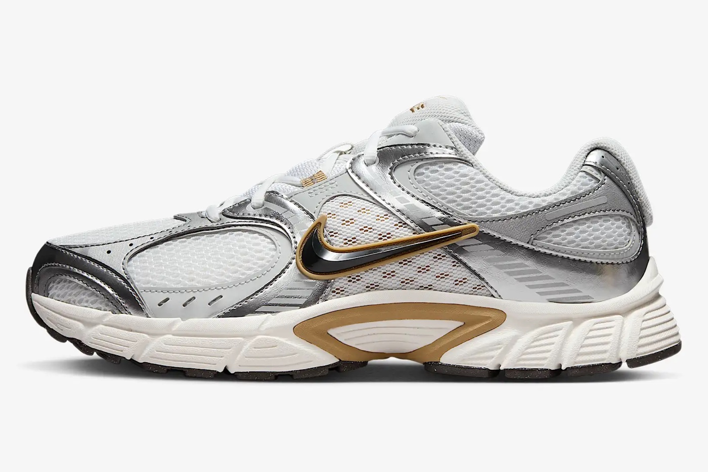 Here's Why You Need the Nike V5 RNR in Your Collection - Captain Creps